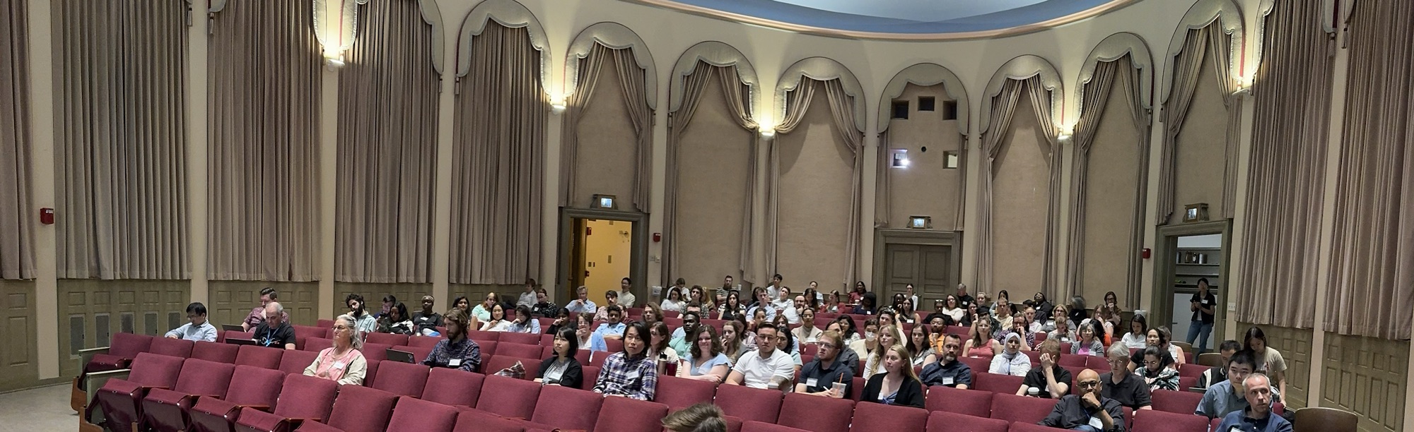 Having a blast at the first annual #PittCell conference – Hammond Lab